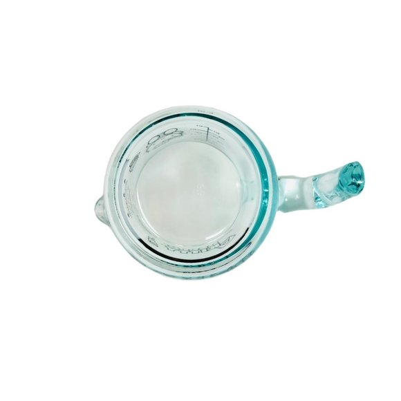 Hello Kitty | Kitchen | Pyrex Sanrio Hello Kitty Glass Measuring Cup ...